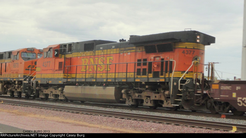 BNSF 4377